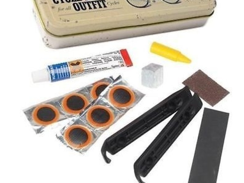 Ets Mauger - Boite de rustine en métal compléte